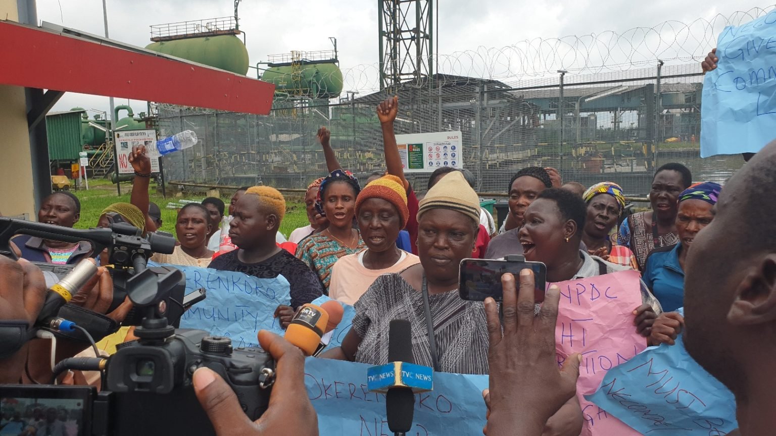 Women Take Over OML 42 Facility, Shut Down Flowstation In Delta Over Lack