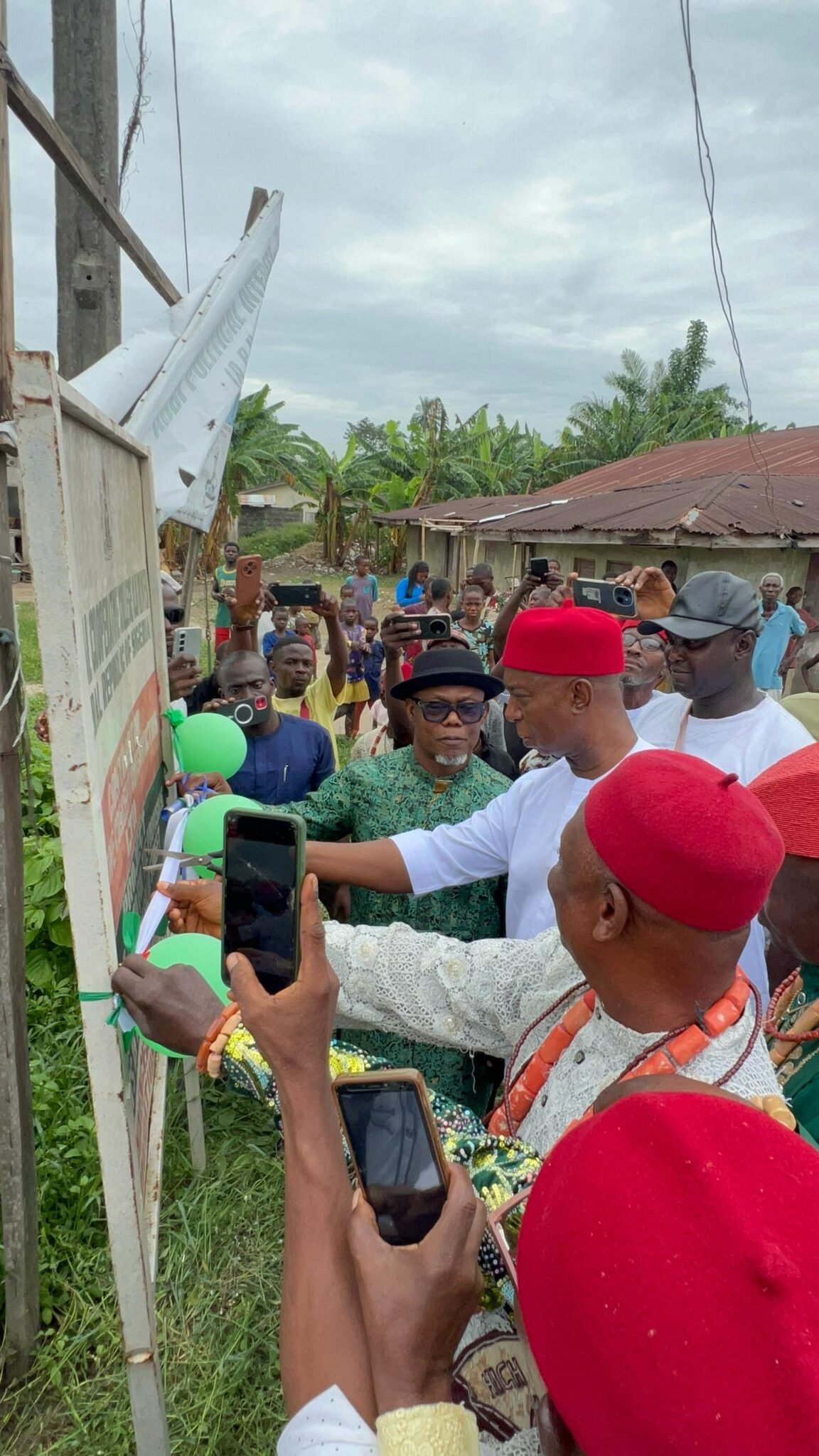 Jubilations Erupt In Abbi As Sen. Ned Nwoko Inaugurates 50 Solar-powered